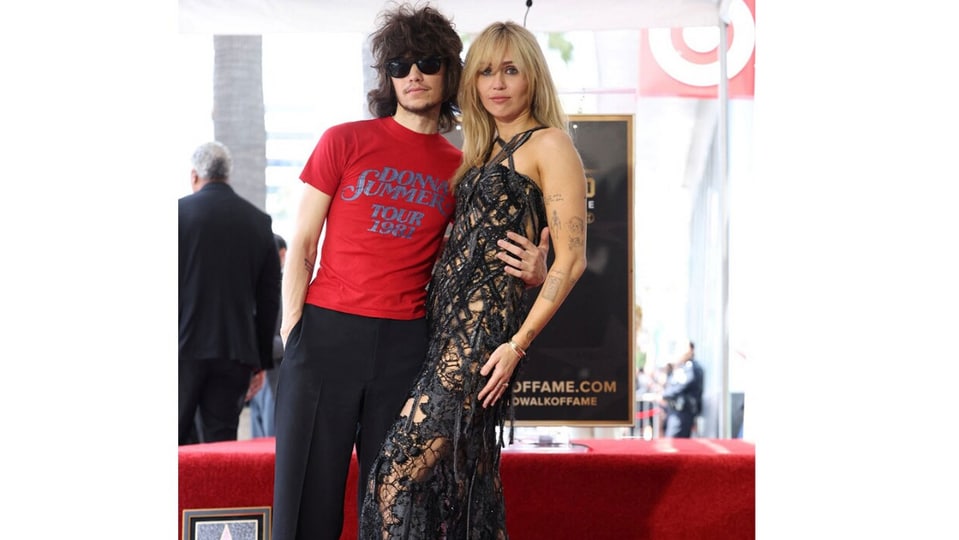 Miley Cyrus sparks secret marriage speculation after mother calls Maxx ...