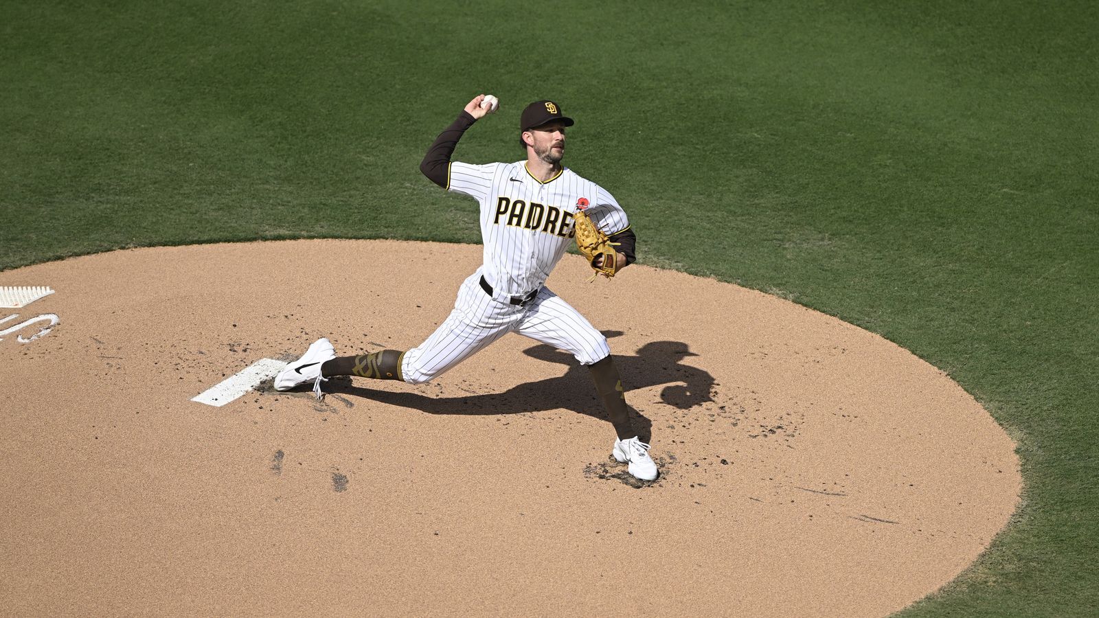 Coming up empty early costs Padres, Canning in loss to Phillies