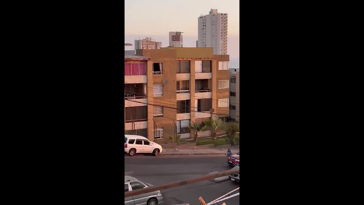 Buildings shake as magnitude 6.9 earthquake jolts Chile
