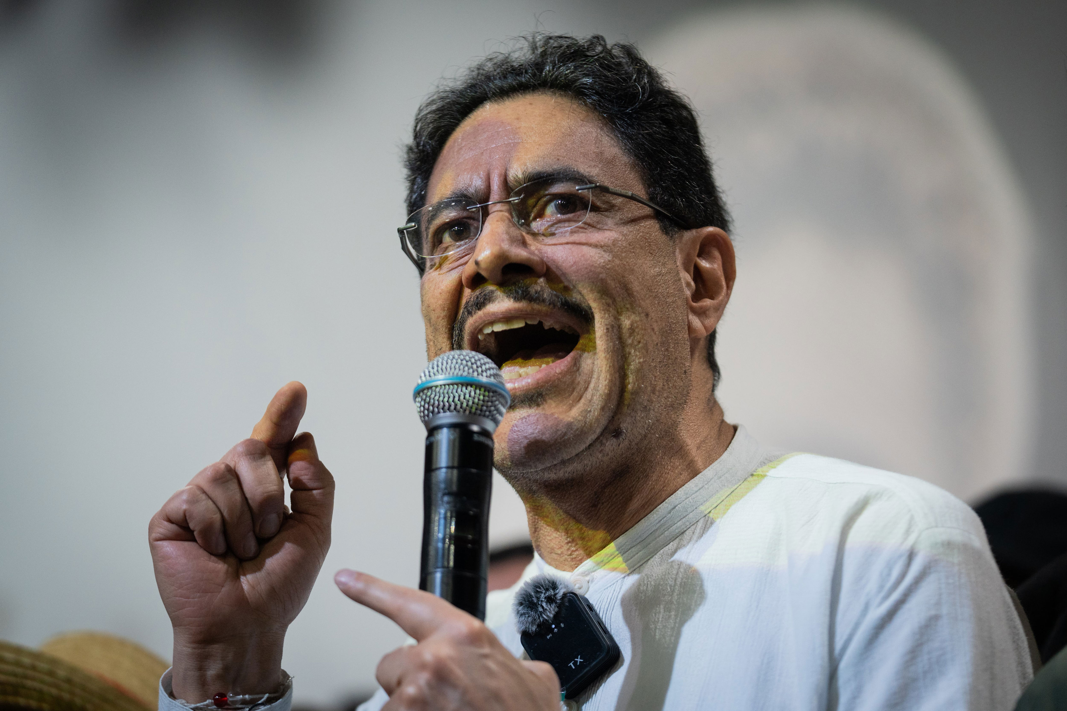 Las propuestas de Iván Cepeda: tres revoluciones, rechazo a la ...