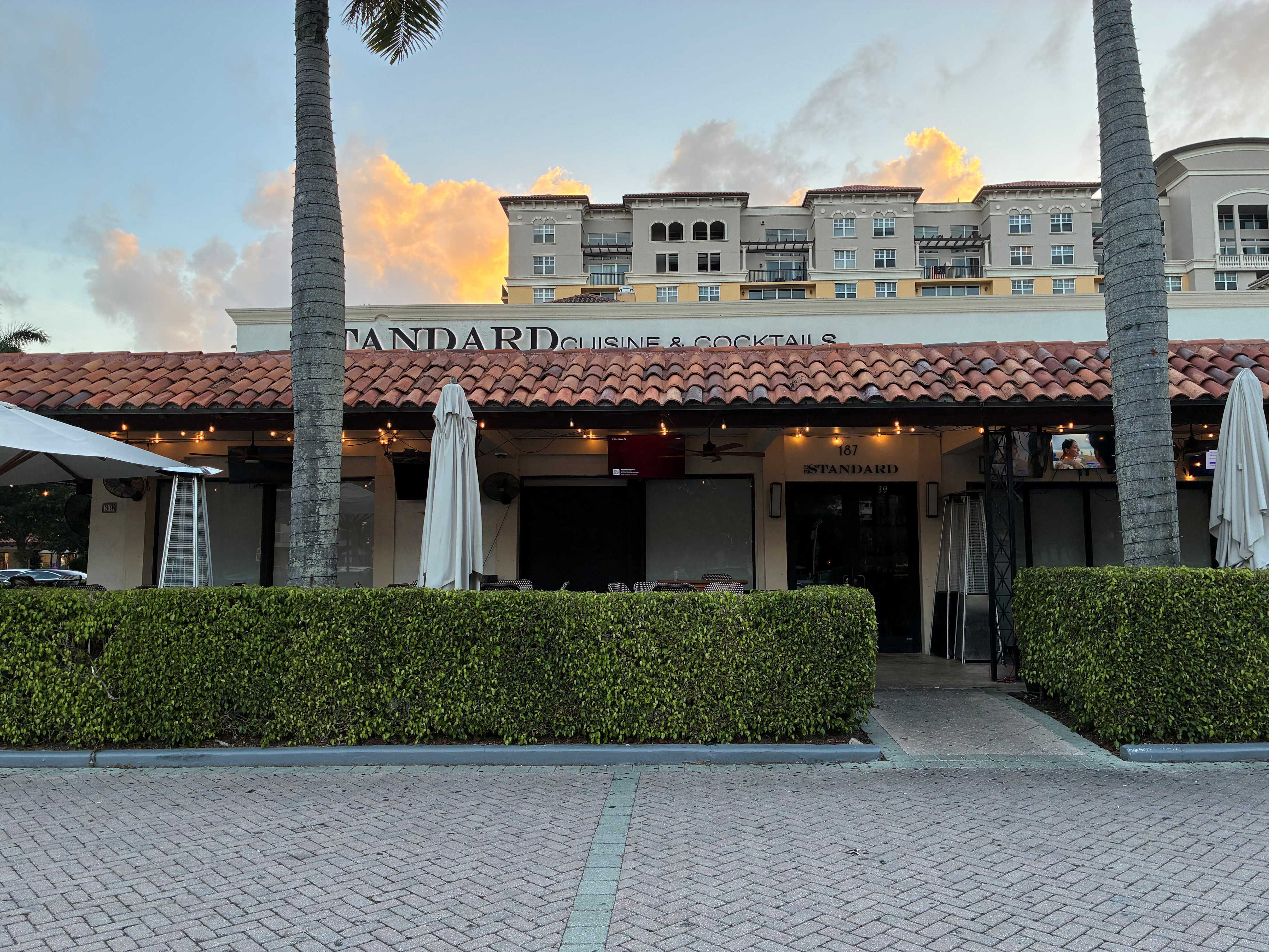 Two injured in Boca Raton bar shooting as police search for gunman