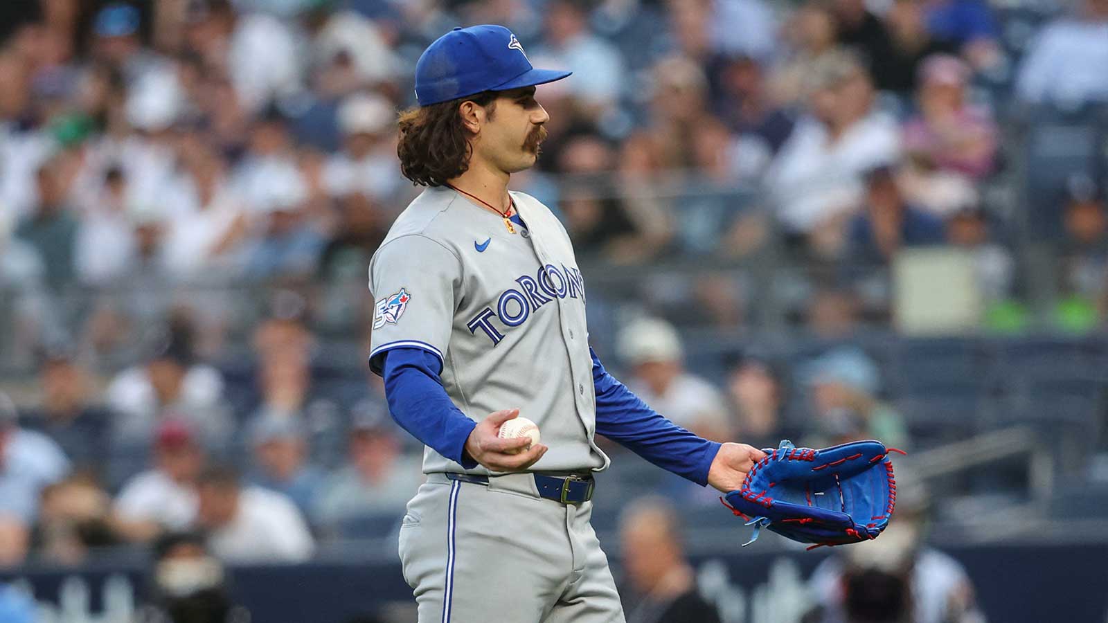 Blue Jays’ Dylan Cease lands on IL with hamstring strain
