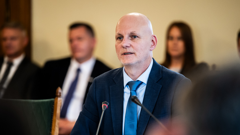 Tanács Zoltán személyesen mondta meg a HUN-REN-elnöknek, hogy jobb ...
