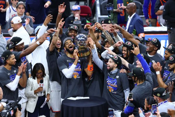 Knicks sweep Cavs, return to NBA Finals for 1st time since 1999