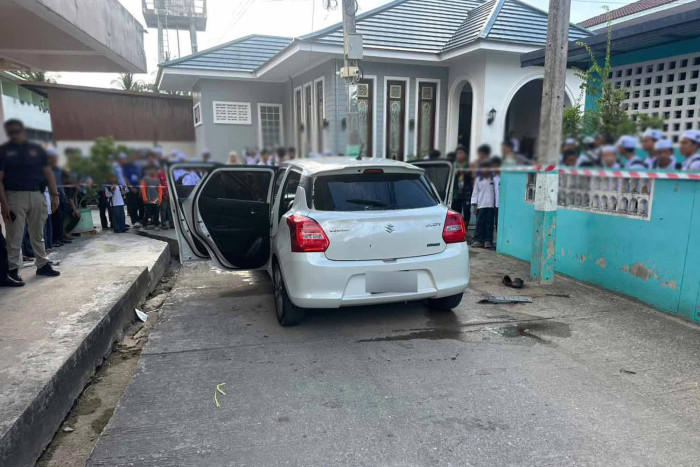 Gunmen kill policeman’s wife, injure infant at Pattani school