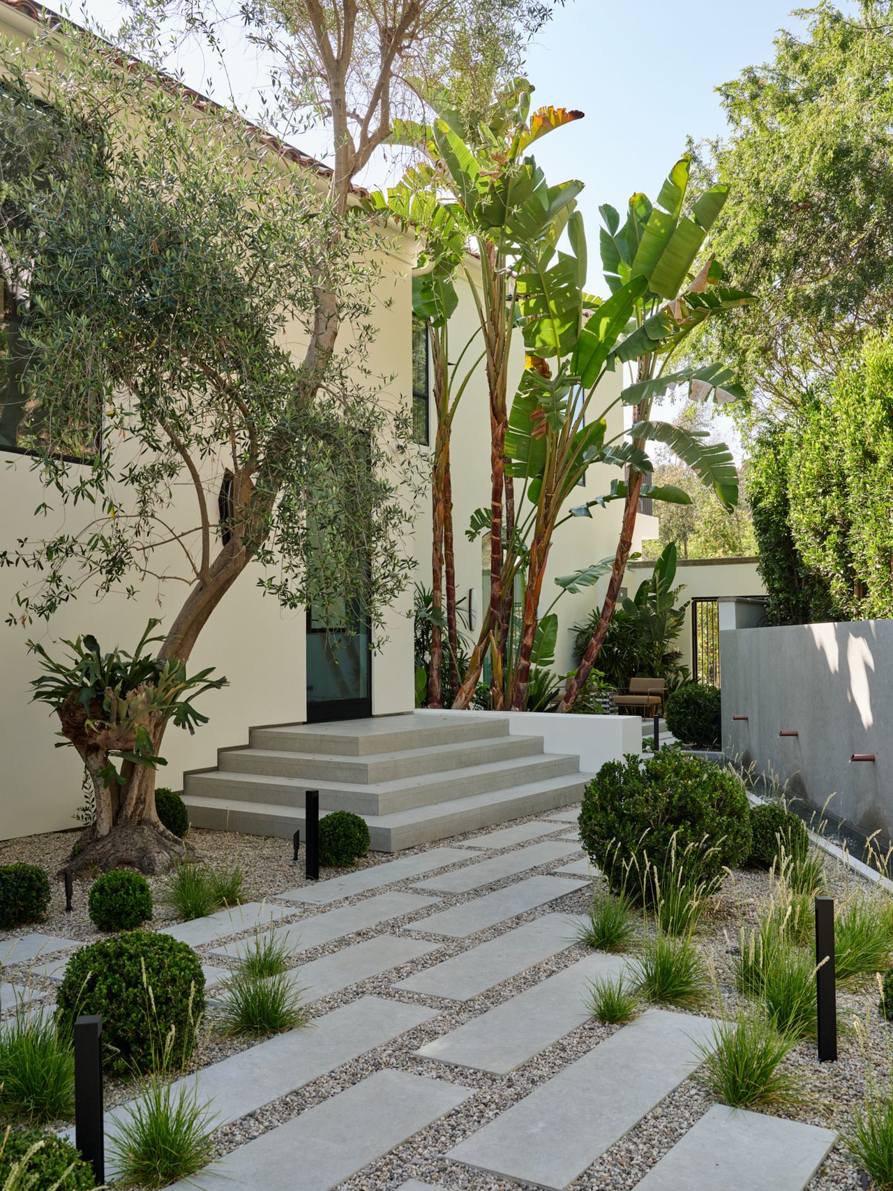 5 garden painting mistakes experts see far too often