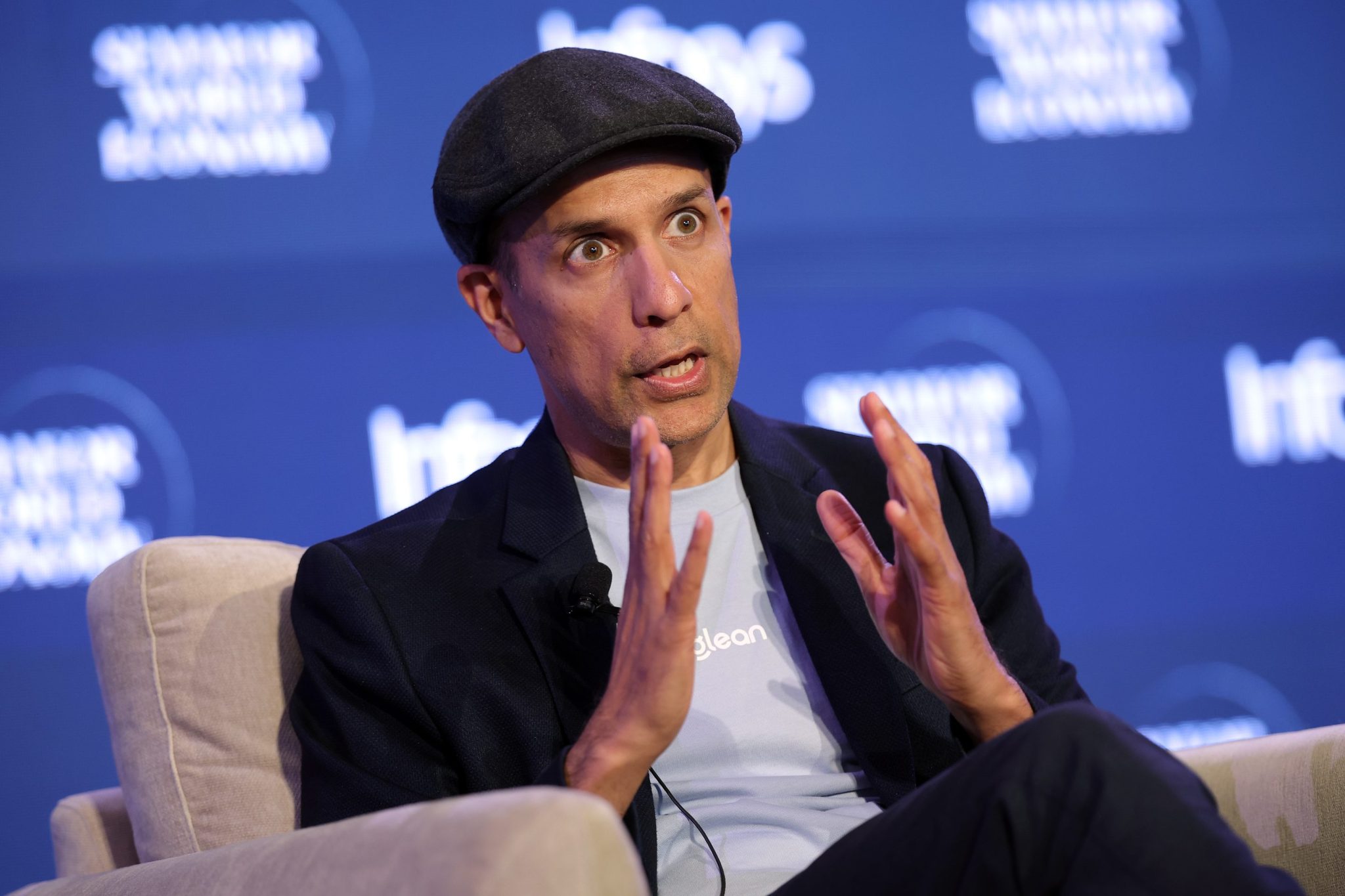 $7.2 billion AI CEO gets thousands of job applications a day but still ...