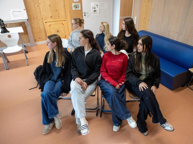 Schools on stage: Kurs probt englisches Theaterstück ein