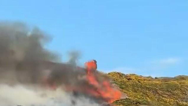 Arthur's Seat, Edinburgh, on fire on hottest day of the year so far