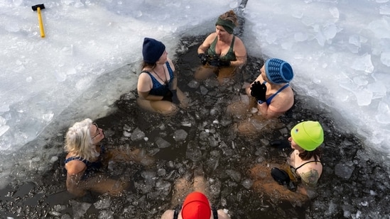 Are ice baths and cold showers actually good for you? Health coach ...