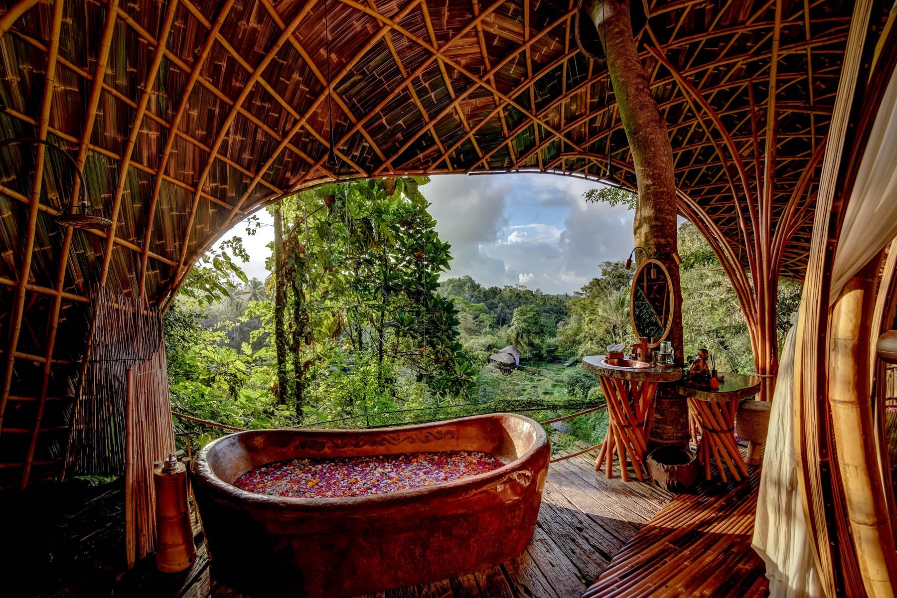 10 best eco‑luxury resorts for sustainable travelers