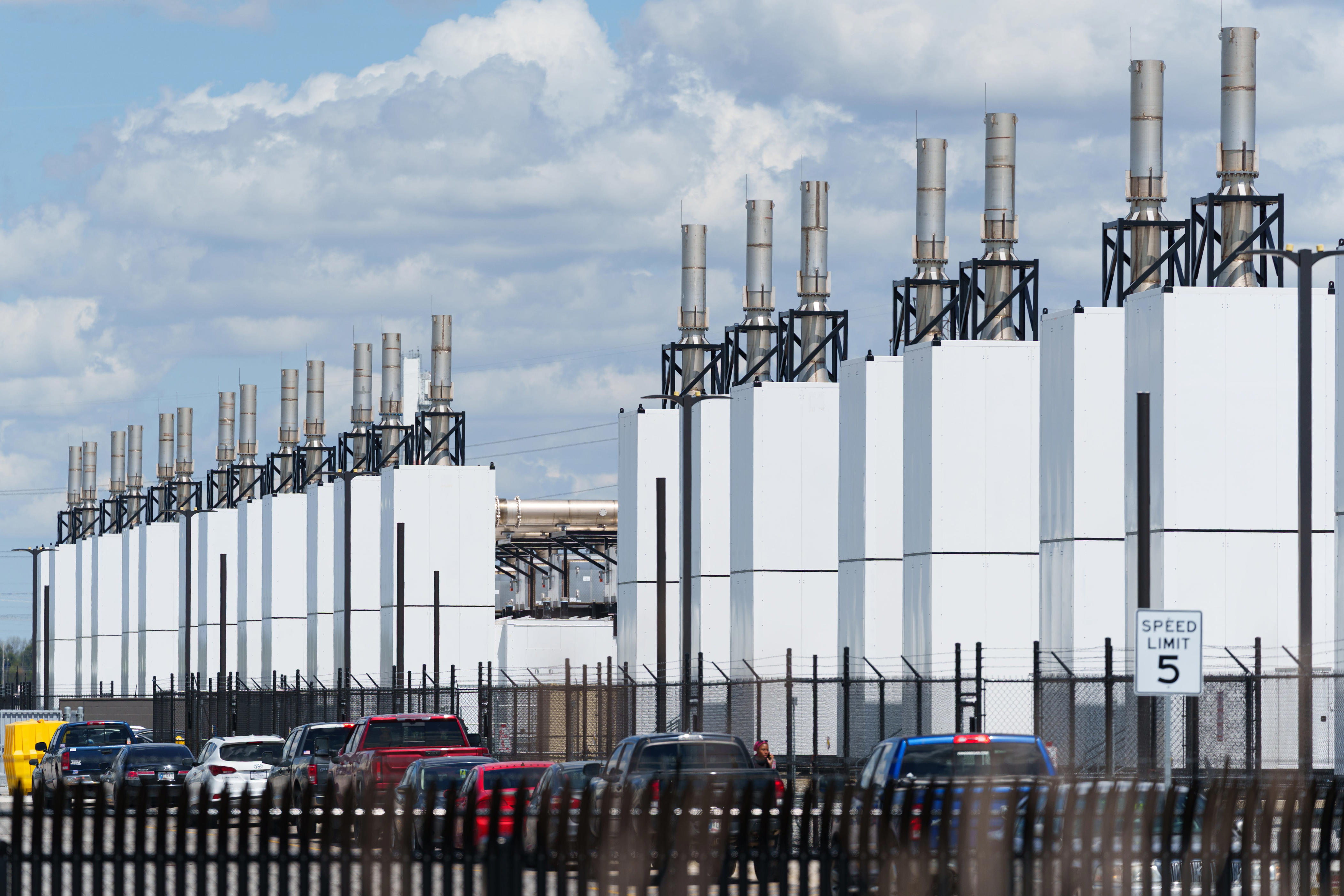 Data centers need a lot of energy. Some turn to fossil fuels for power