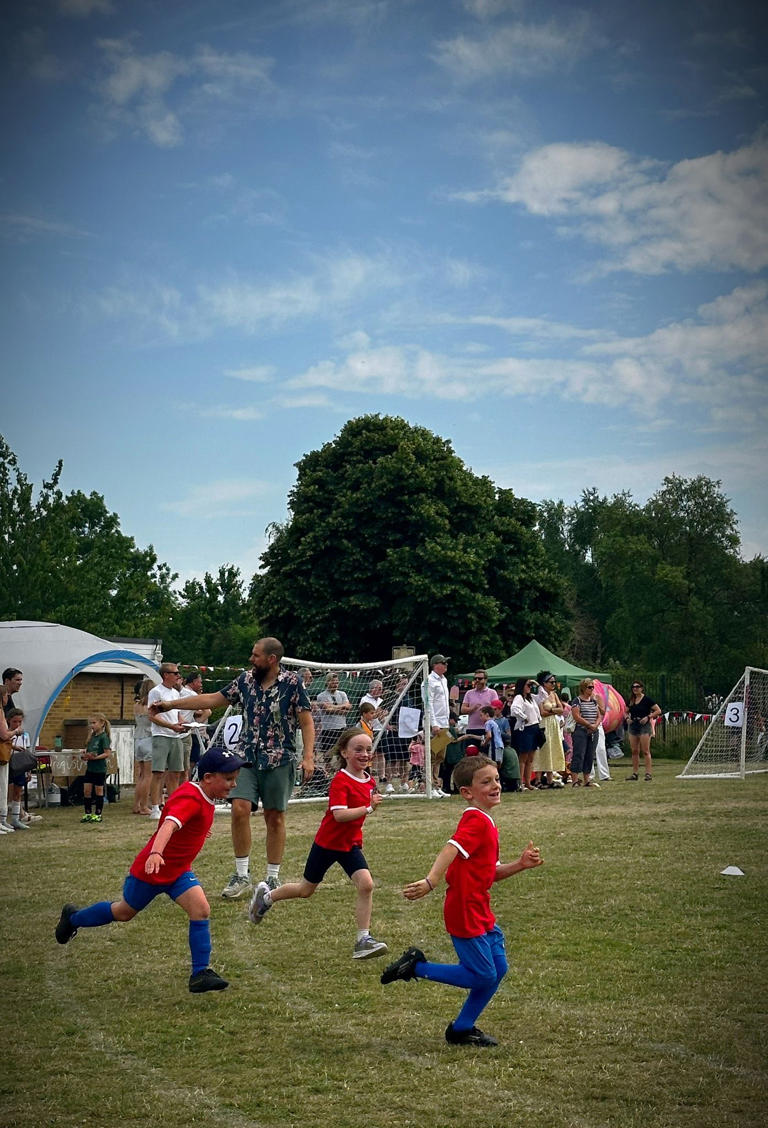 St Thomas More marks 25 years of its footballathon — and the whole ...