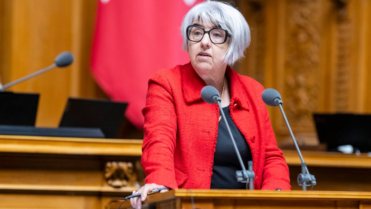 Excédent de 4,4 milliards de francs : l'AVS a versé un nombre record de ...