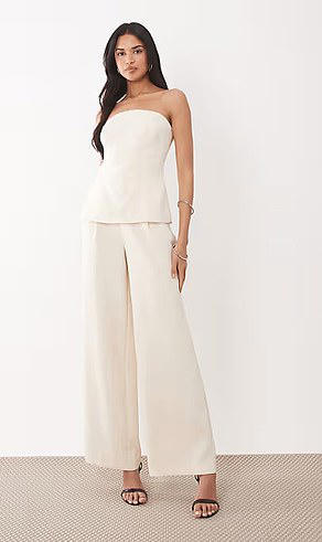 What not to wear at the races: Stylist reveals where midlife women go wrong