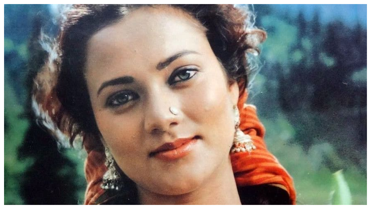 Mandakini recalls real grandeur and hours of waiting on Jeetendra's ...