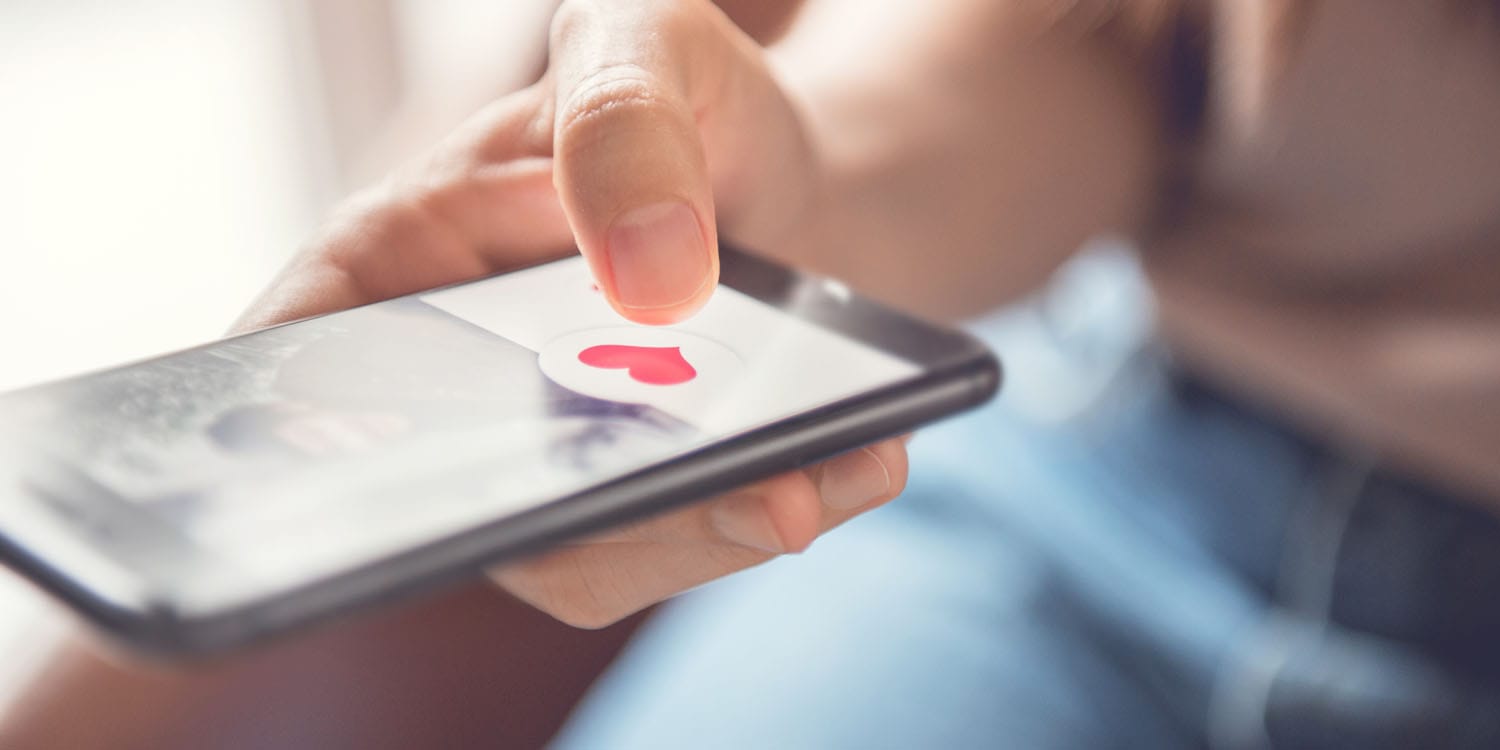 More choices on dating apps actually increase commitment, new study ...