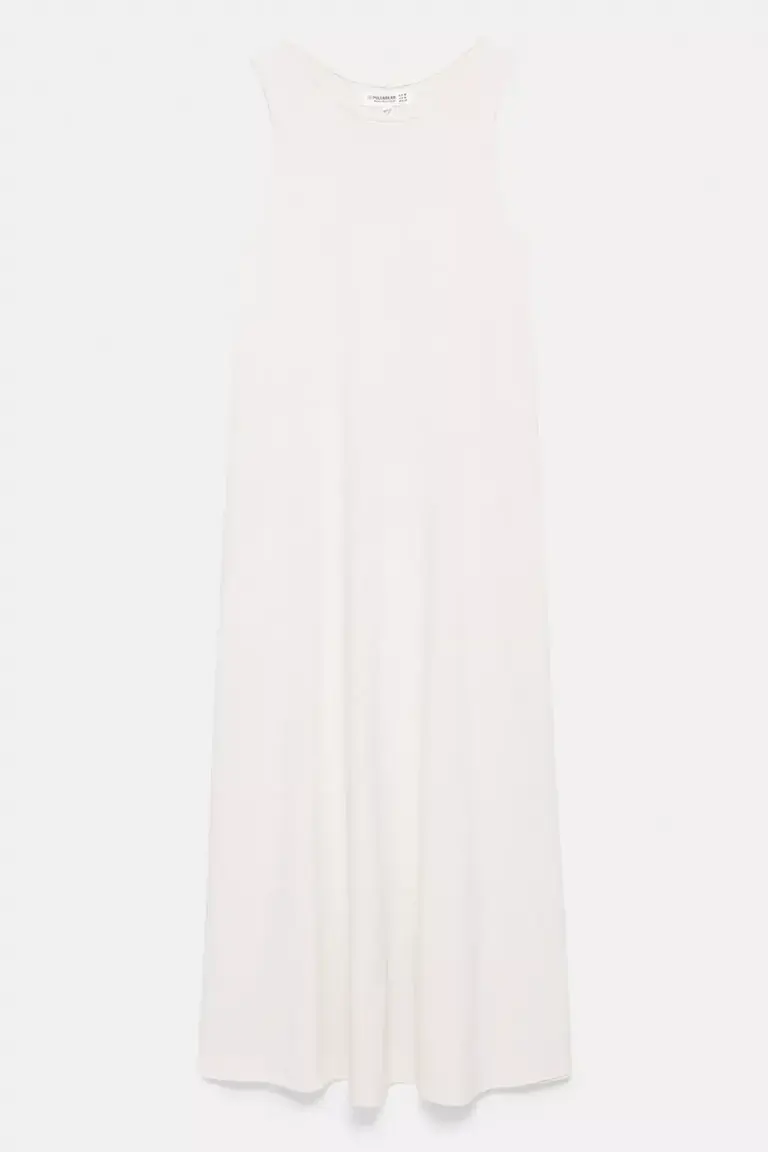 El vestido de Lefties que queda bonito, no marca y estiliza la silueta
