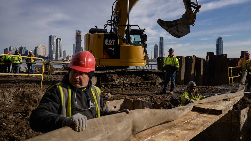 US cities adapt as climate risks reshape migration patterns