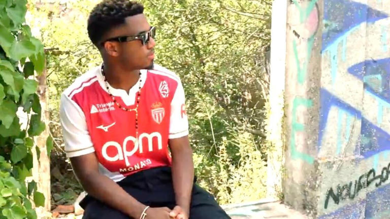 Ansu Fati sent back to Spain, but Monaco still have an option
