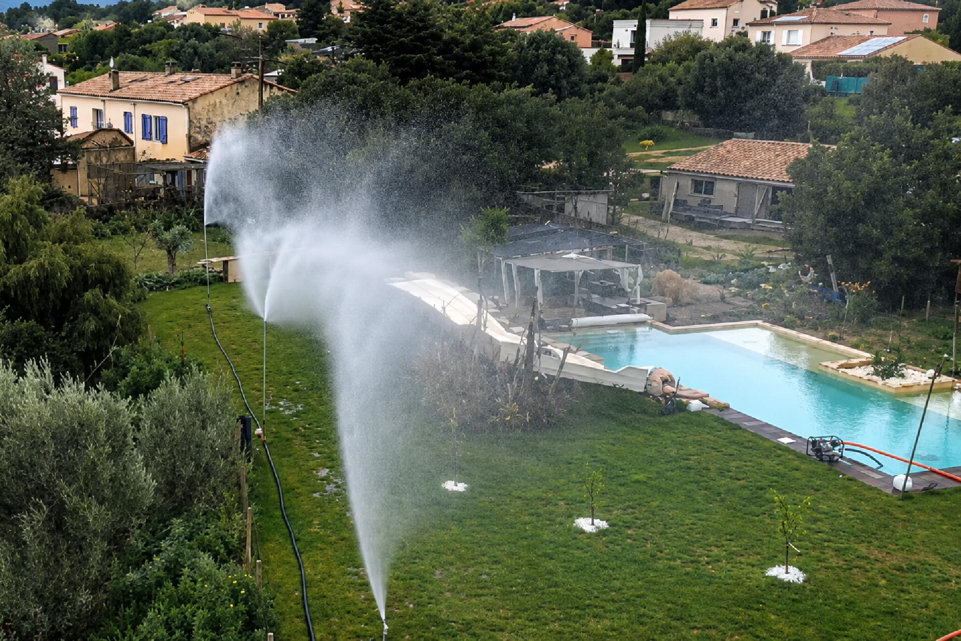Repli, l’invention d’un bouclier d’eau qui protège les maisons contre ...