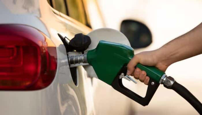 Day or night: When is the best time to fill your car's fuel tank? Myth ...