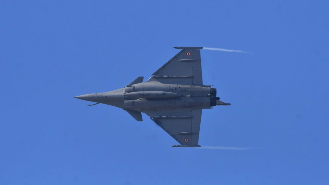 India finalises Rafale request, eyes year-end deal with France