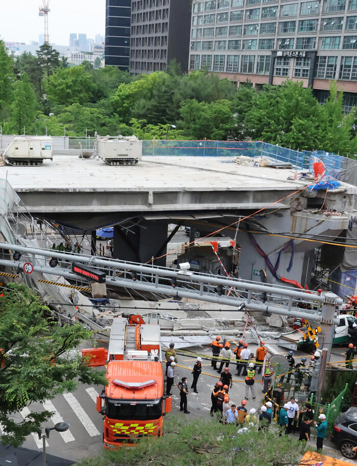 Overpass collapse