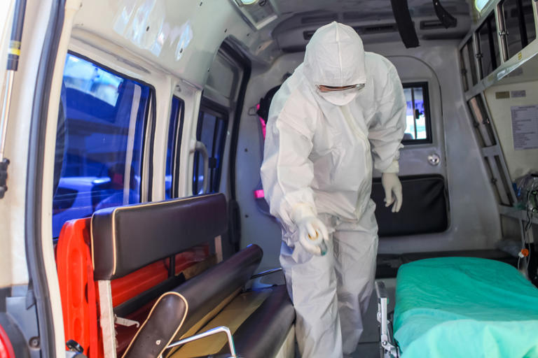 Two people suspected of Ebola after returning from Uganda