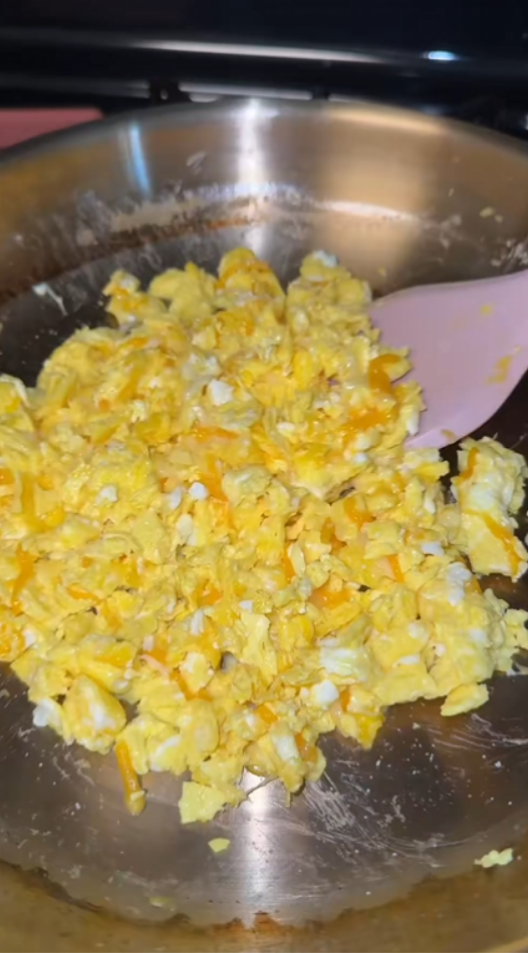 This scrambled egg challenge looks easier than it is