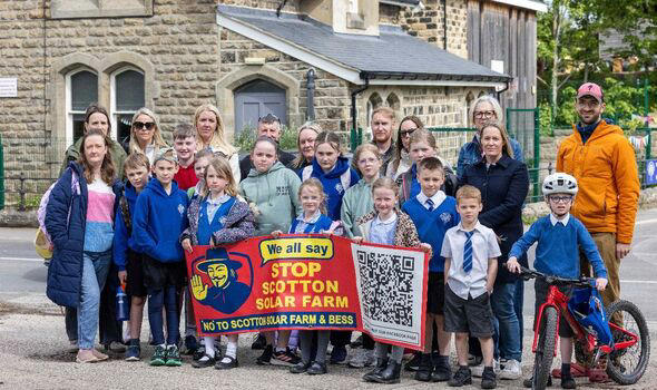 Parent and children fears for Net Zero power plant built within metres ...