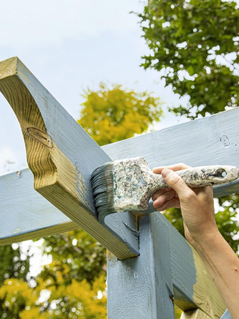 5 garden painting mistakes experts see far too often