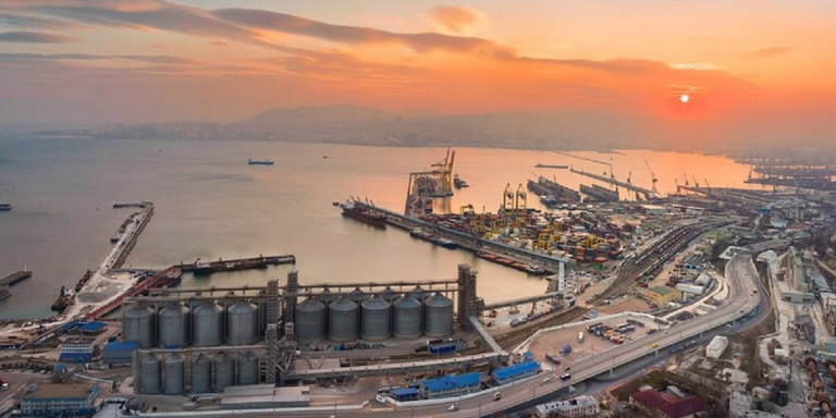 Russia moves to sell Novorossiysk port amid constant Ukrainian strikes