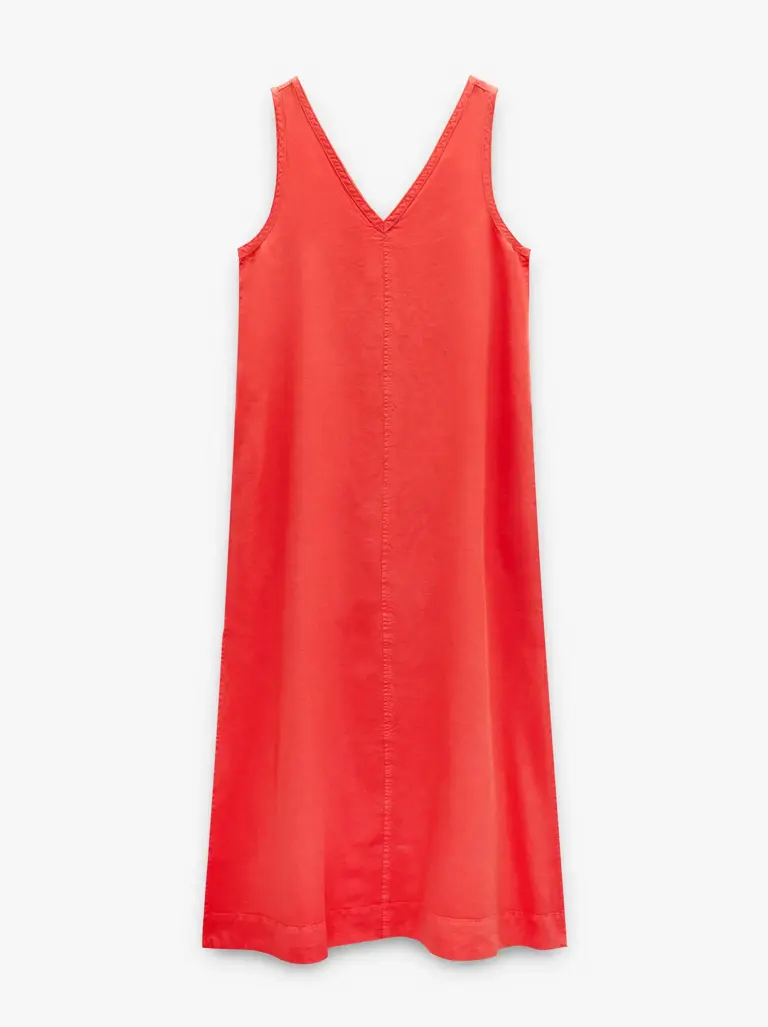 El vestido de Lefties que queda bonito, no marca y estiliza la silueta