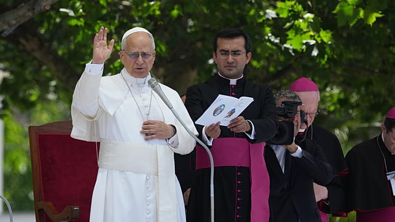 Papa Leão XIV e a "Magnifica Humanitas": IA ao serviço das pessoas, não ...