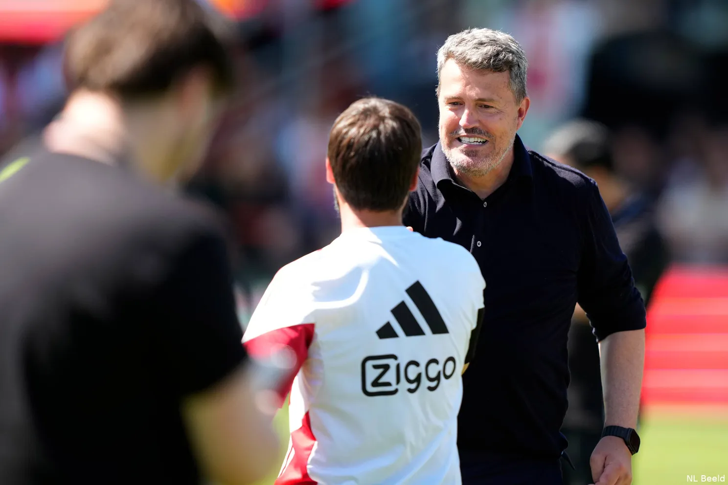 Ajax nadert akkoord met Michel; beide partijen hopen spoedig tot een ...