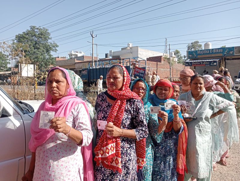 Punjab civic body elections live updates: Stone-pelting reported in ...