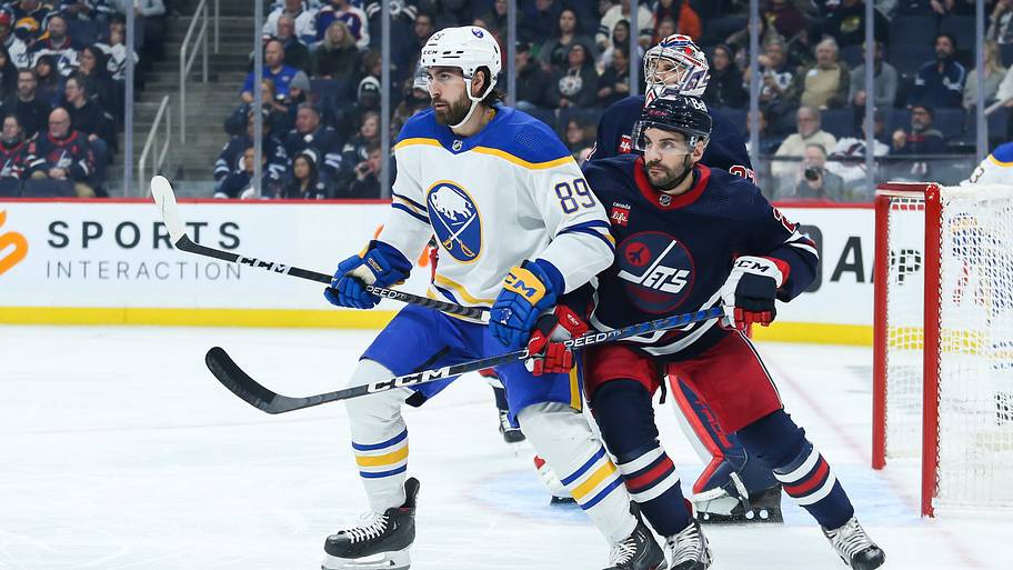 Buffalo Sabres should avoid franchise-altering Connor Hellebuyck mistake