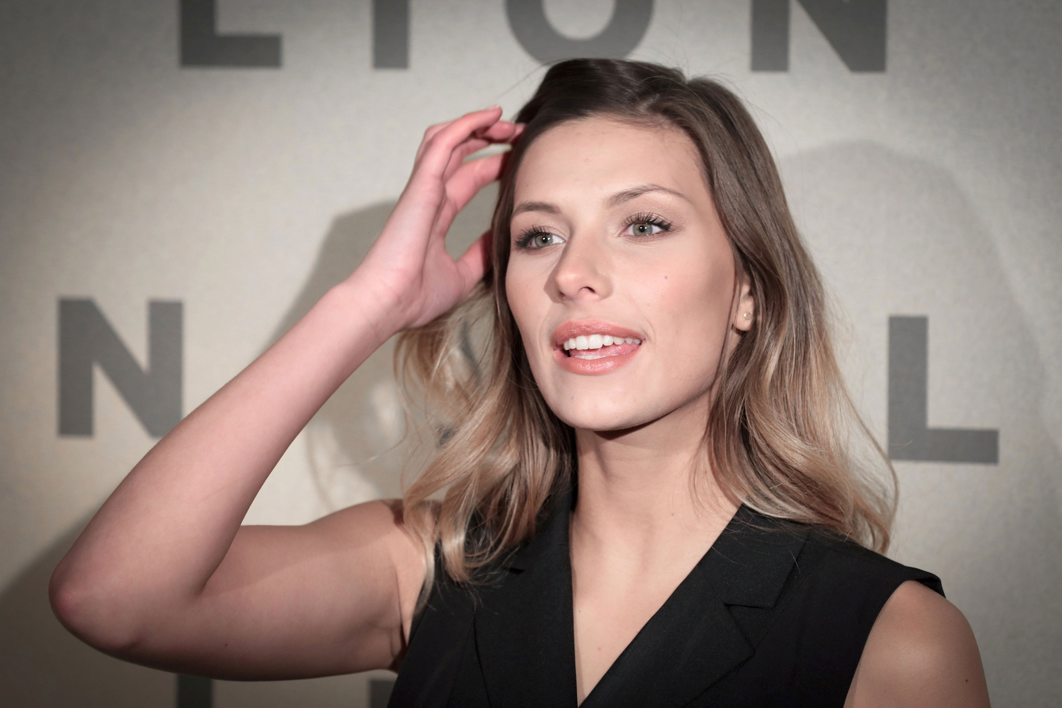 « C’est incurable » : comment Camille Cerf vit au quotidien avec sa ...