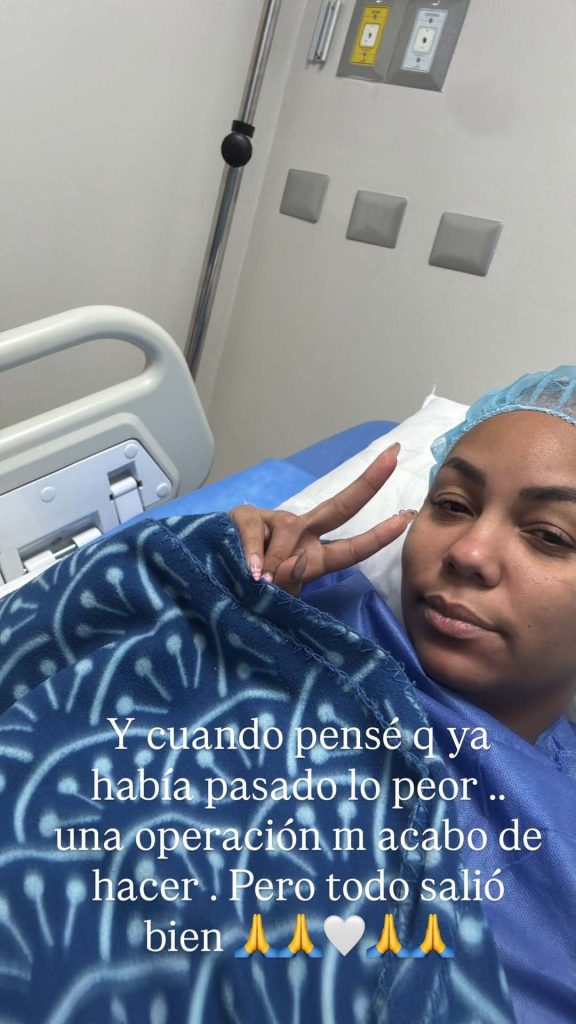 Lo peor...: La preocupante foto de Betsy Camino hospitalizada que ...