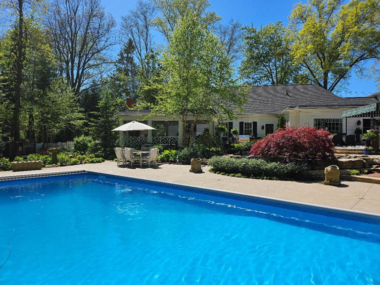 What’s on the 2026 Tour of Distinctive Homes? Take a peek