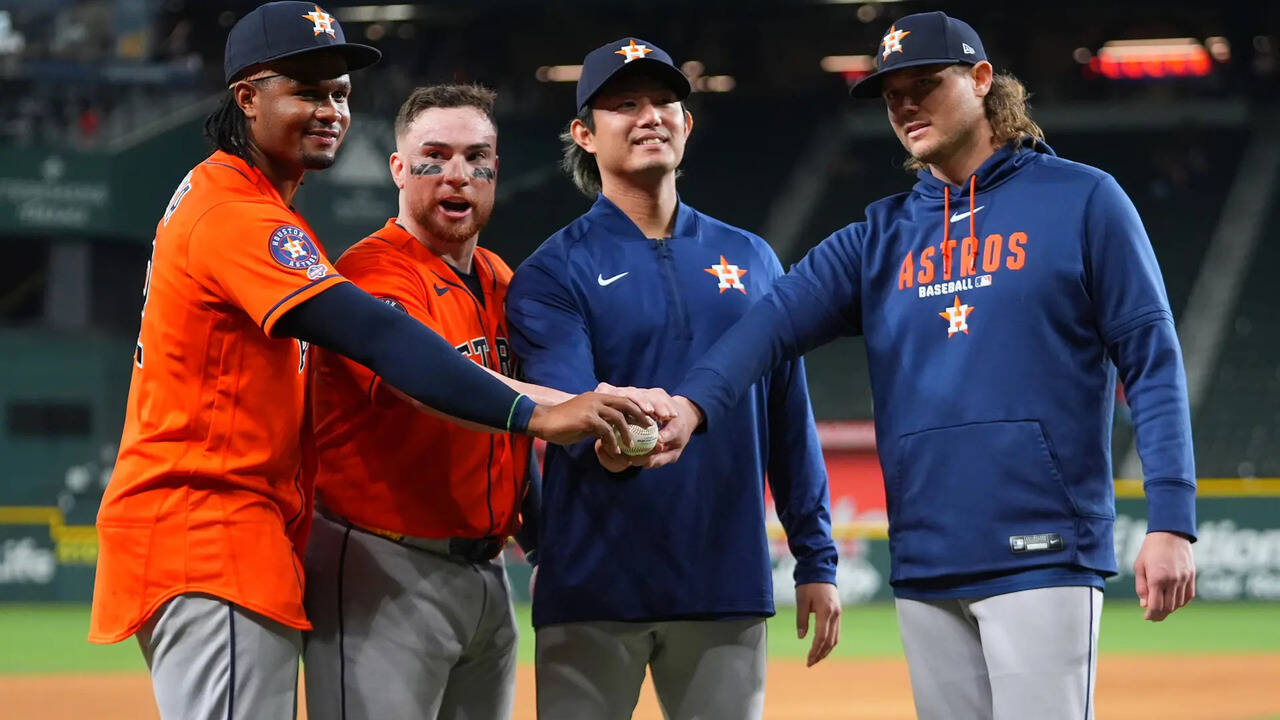 Astros achieve combined no-hitter in 9-0 victory over Rangers