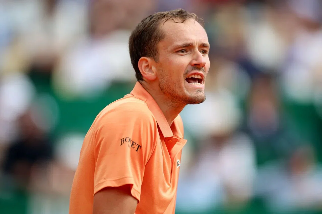 Daniil Medvedevin Roland-Garros päättyi heti alkuun – jo 7. kerta