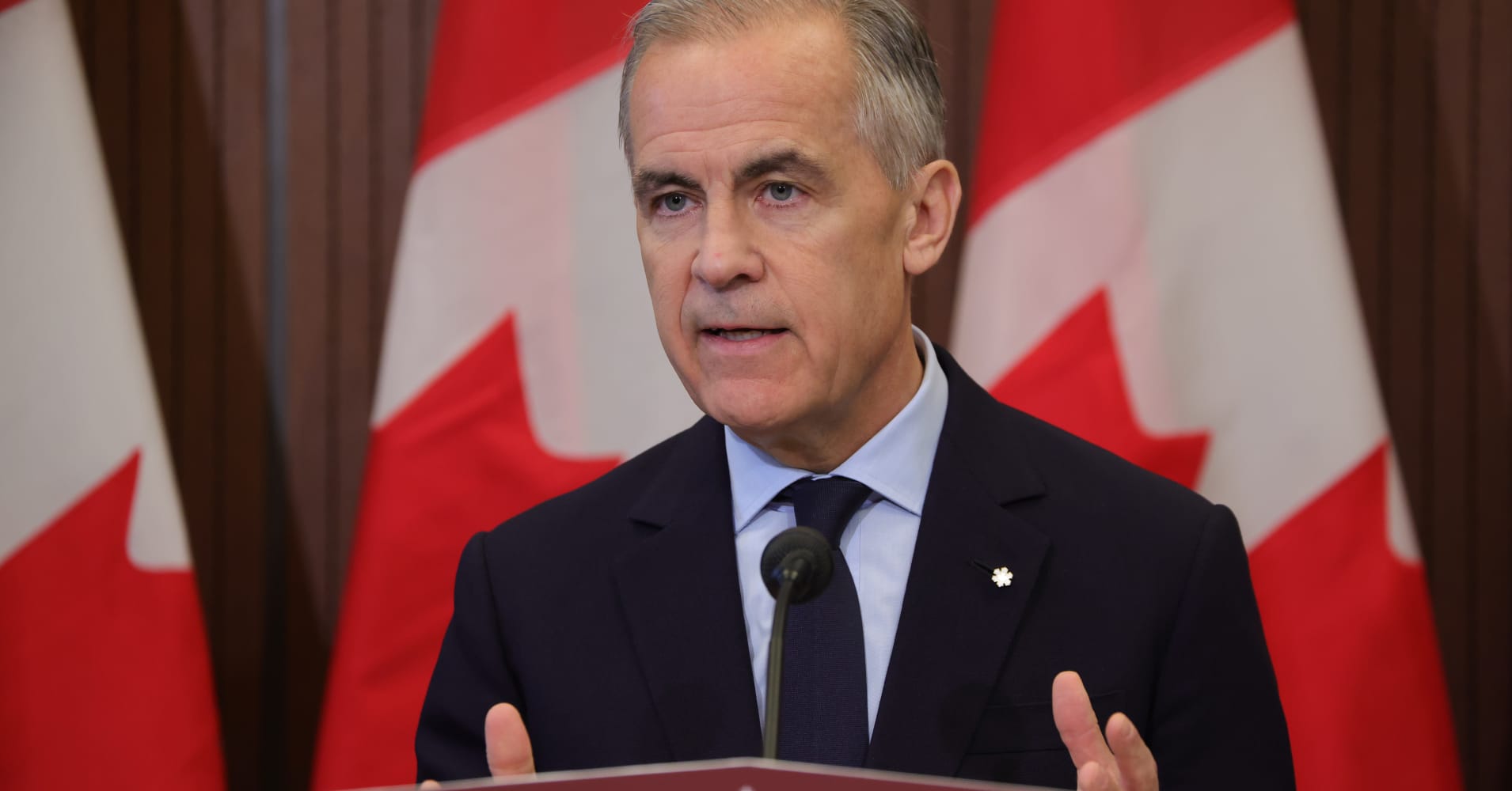 A very dangerous bluff: Mark Carney warns of Brexit-like regret if ...