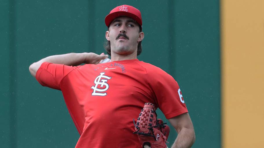 Cardinals demoting No. 20 prospect, bringing back Ryan Fernandez