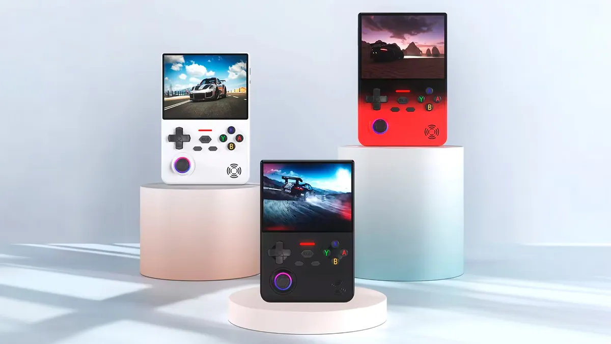 Scandalous Lenovo gaming handheld comes preloaded with classic game ROMs