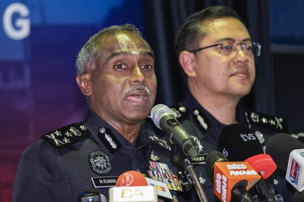 Police to call constitutional expert in probe into Tony Pua post