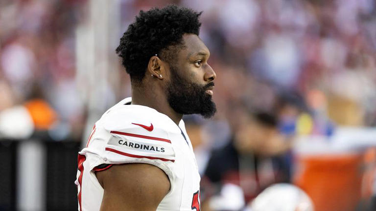 Bears named fit for Josh Sweat as Cardinals drama creates trade opening