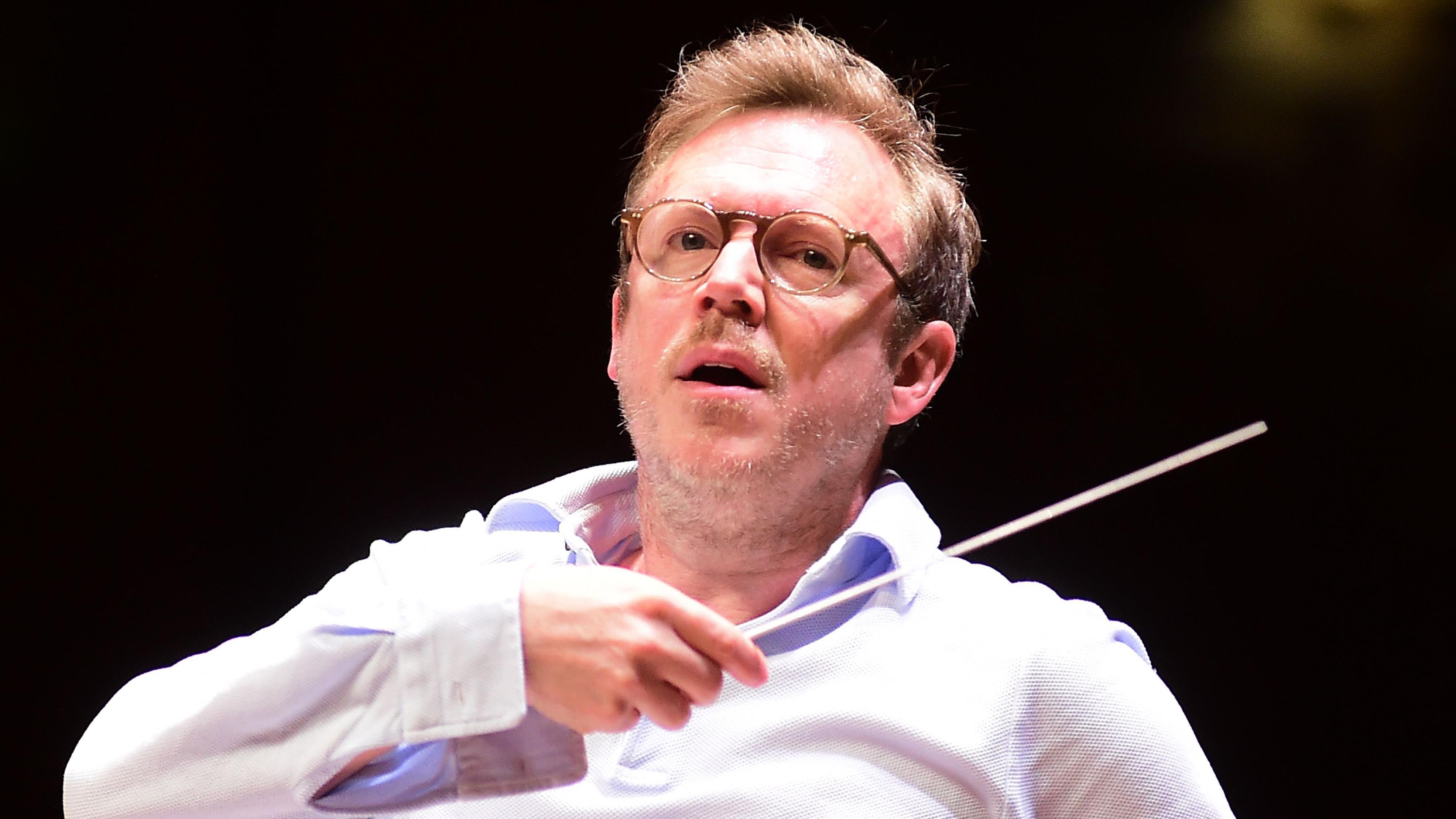 High-flying British conductor and part-time pilot lands top job with US ...