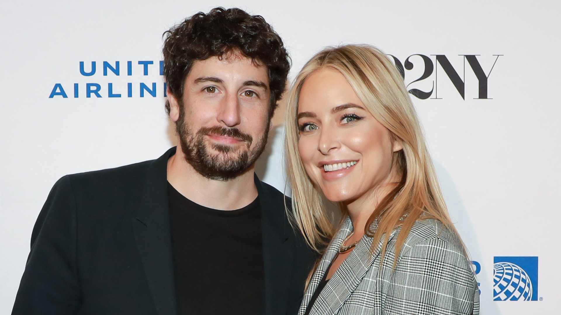 Jason Biggs' estranged wife Jenny Mollen breaks silence after marriage ...
